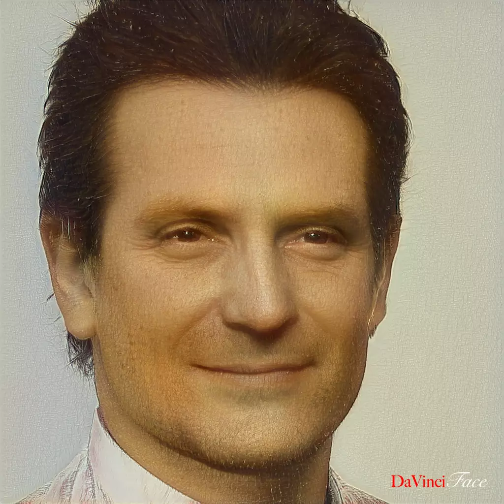 Bradley Cooper Da Vinci Üzü ilə.