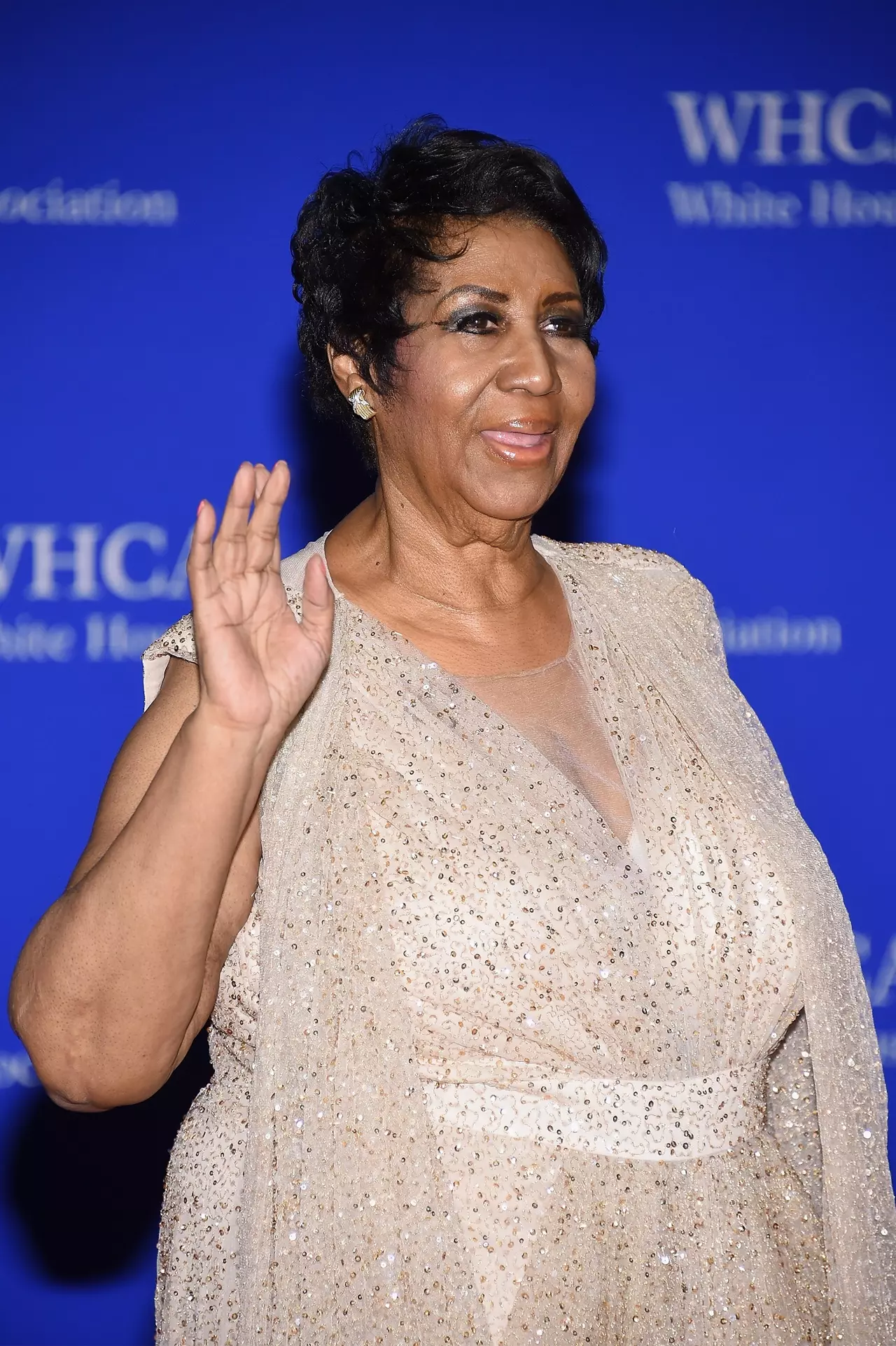 Nalain'i Jones sary ireo kintana ahitana an'i Aretha Franklin, aseho eto amin'ny sarin'i Larry Busacca/Getty Images.