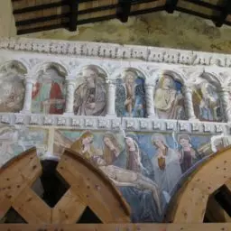 Los frescos del siglo XV en la iglesia de San Salvatore en Campi di Norcia. Cortesía de Norcia.