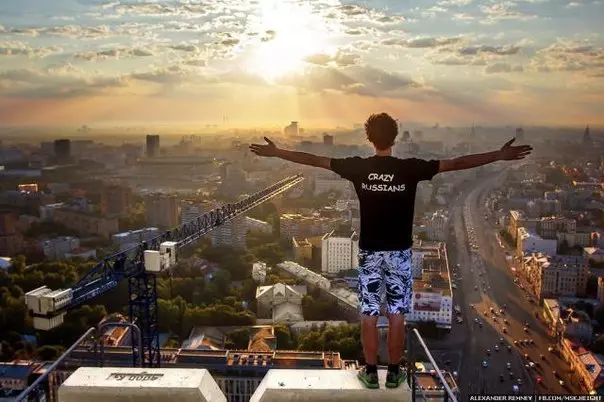 Alexander Remnev sur un toit de Moscou. Photo : Alexandre Remnev.