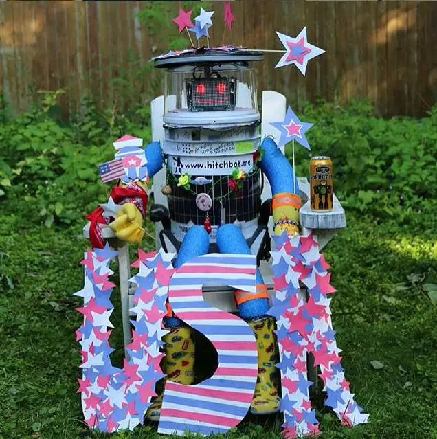 hitchBOT's US sendoff. Isithombe: Instagram.