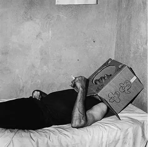 artnet Hỏi: Nhiếp ảnh gia Roger Ballen 30356_1