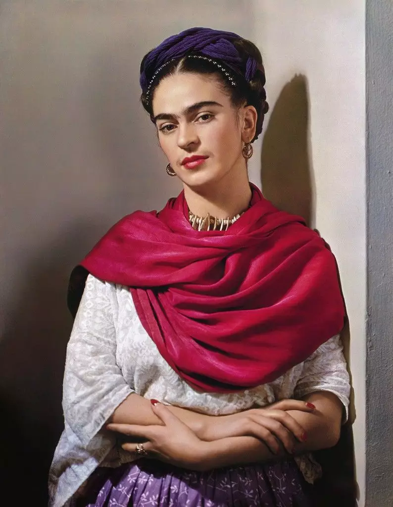 Banja la Frida Kahlo Lalonjeza Kuwonetsa Momwe Wojambulayo 'Anakhaliradi Moyo Wake' mu New Scripted TV Series