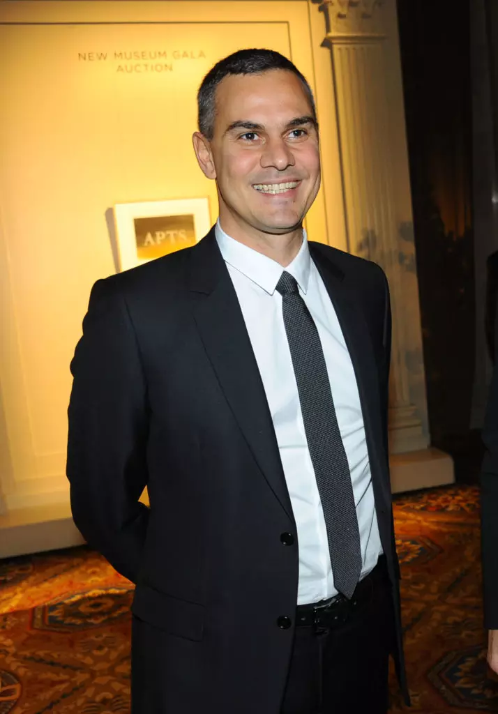 Massimiliano Gioni by NEW MUSEUM Spring Gala yn 2015. ©Patrick McMullan. Courtesy of Paul Bruinooge/PatrickMcMullan.com.