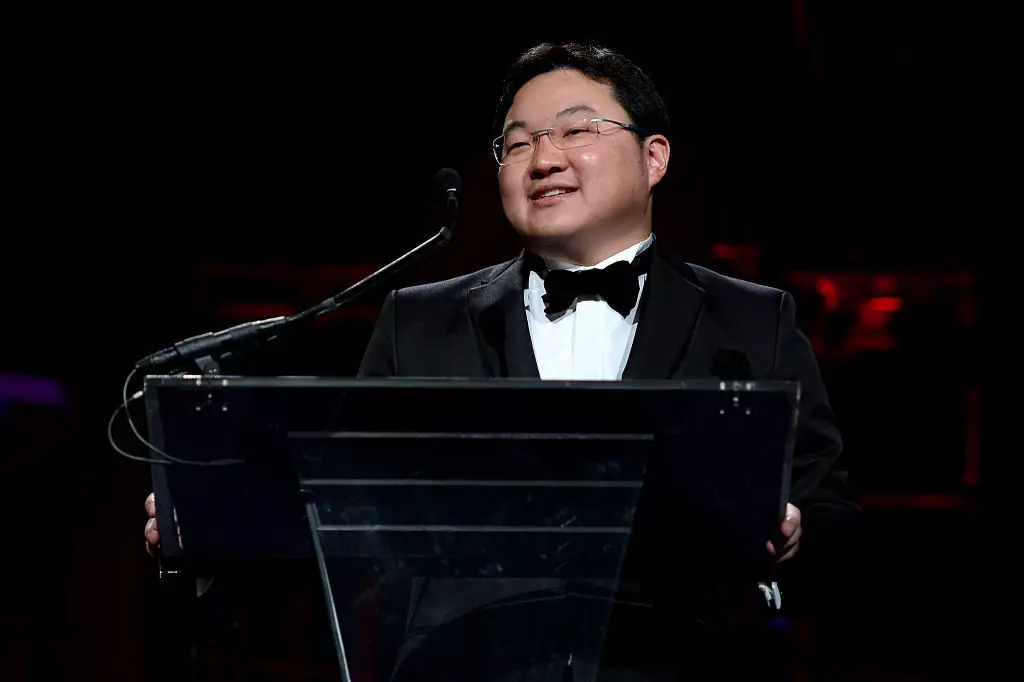 Jho Low um Angel Ball, gehost vun der Gabrielle's Angel Foundation op der Cipriani Wall Street den 20. Oktober 2014 zu New York. Foto vum Dimitrios Kambouris / Getty Images fir Gabrielle's Angel Foundation.