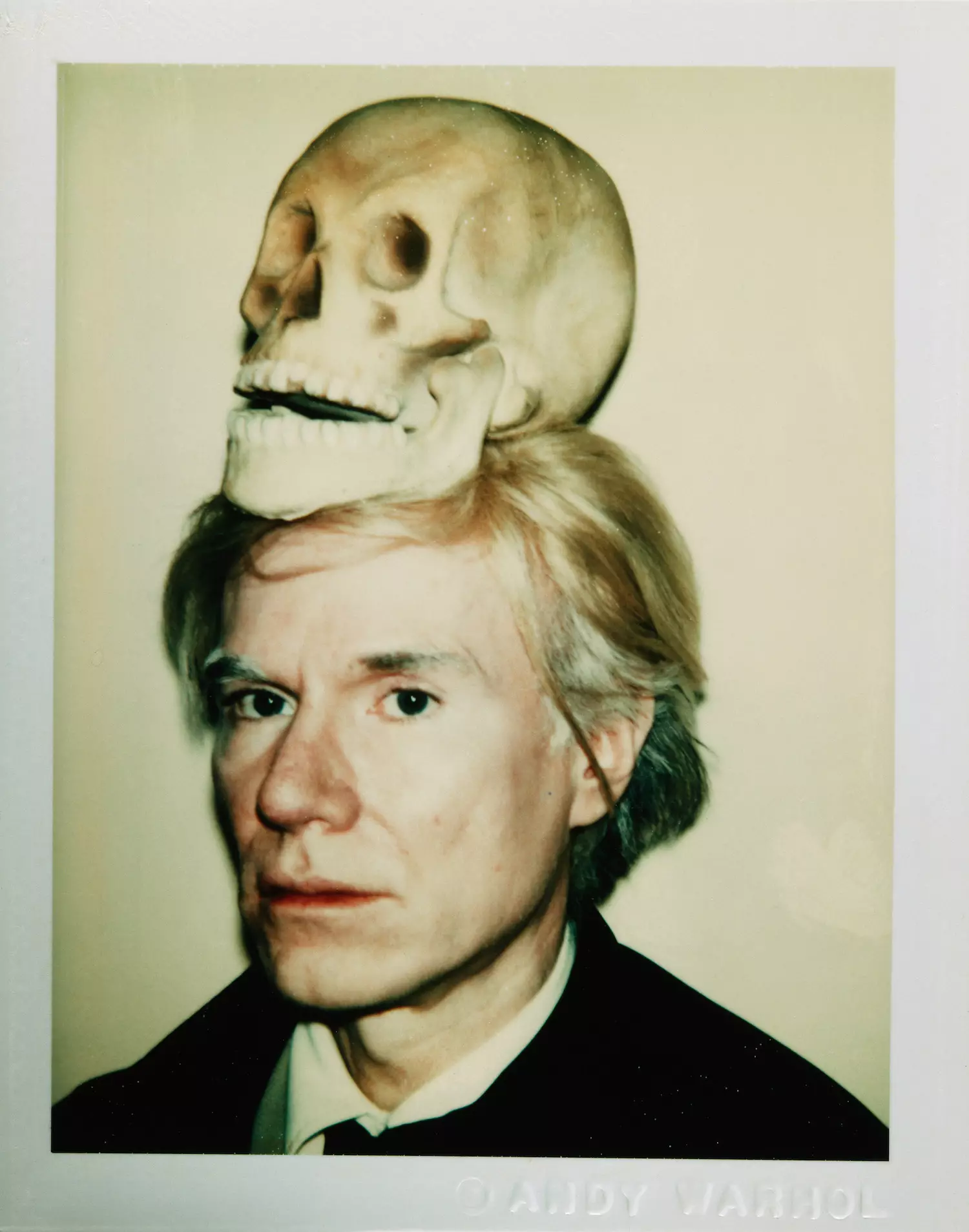 Gràcies a la màgia de la IA, Andy Warhol narrarà una nova sèrie documental de Netflix sobre la seva vida des de més enllà de la tomba