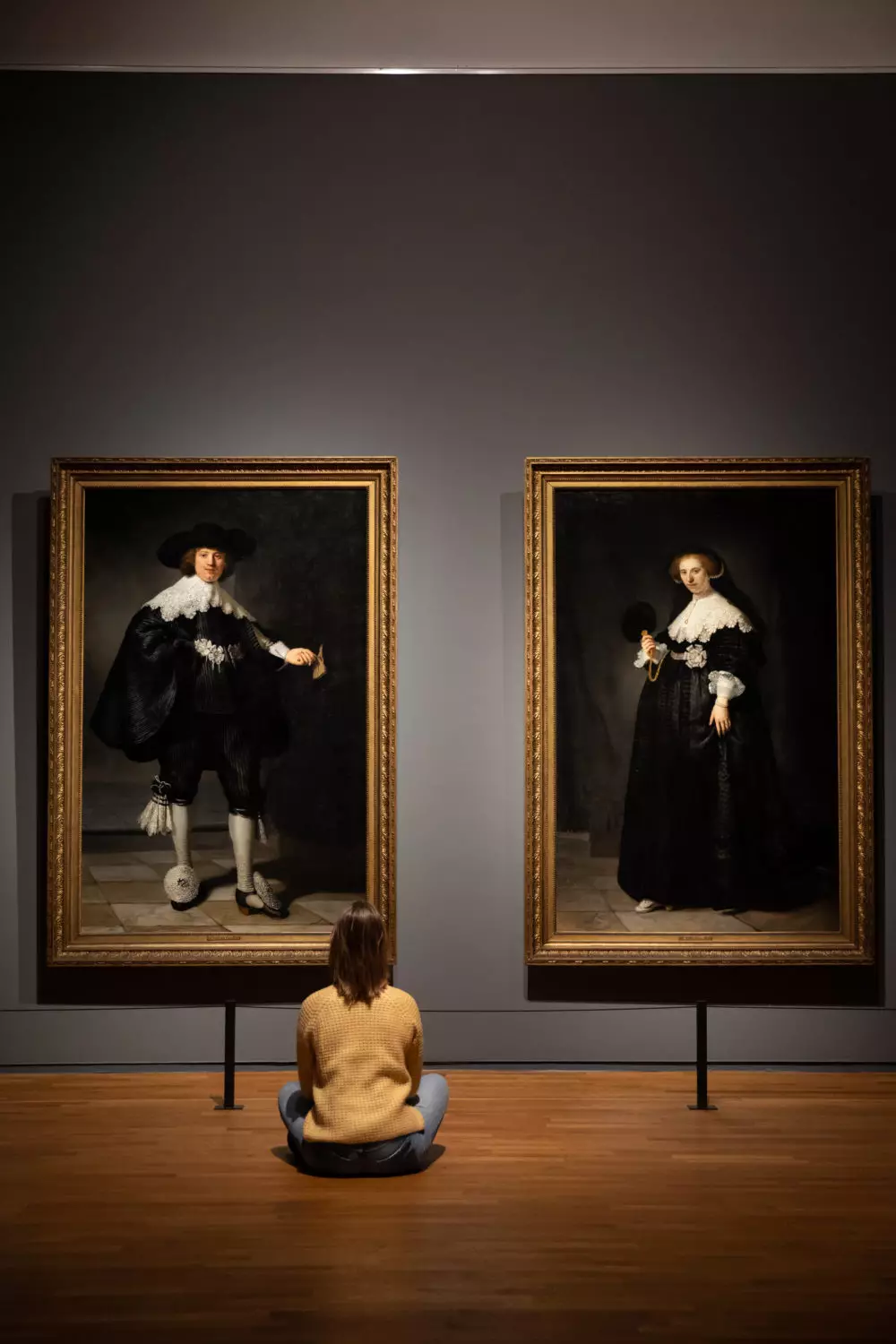 Per la prima volta in assoluto, il Rijksmuseum mostra tutti e 400 i suoi Rembrandt contemporaneamente. Dai un'occhiata all'interno dell'importante mostra