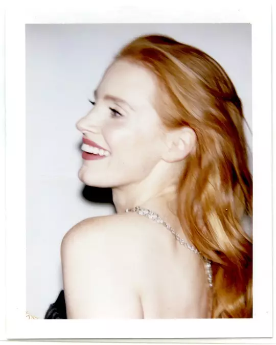 Mmodzi mwa ma Polaroid a Lucas Michael ochokera ku mwambo wa Golden Globes Jessica Chastain.Chithunzi: Mwachilolezo cha wojambula