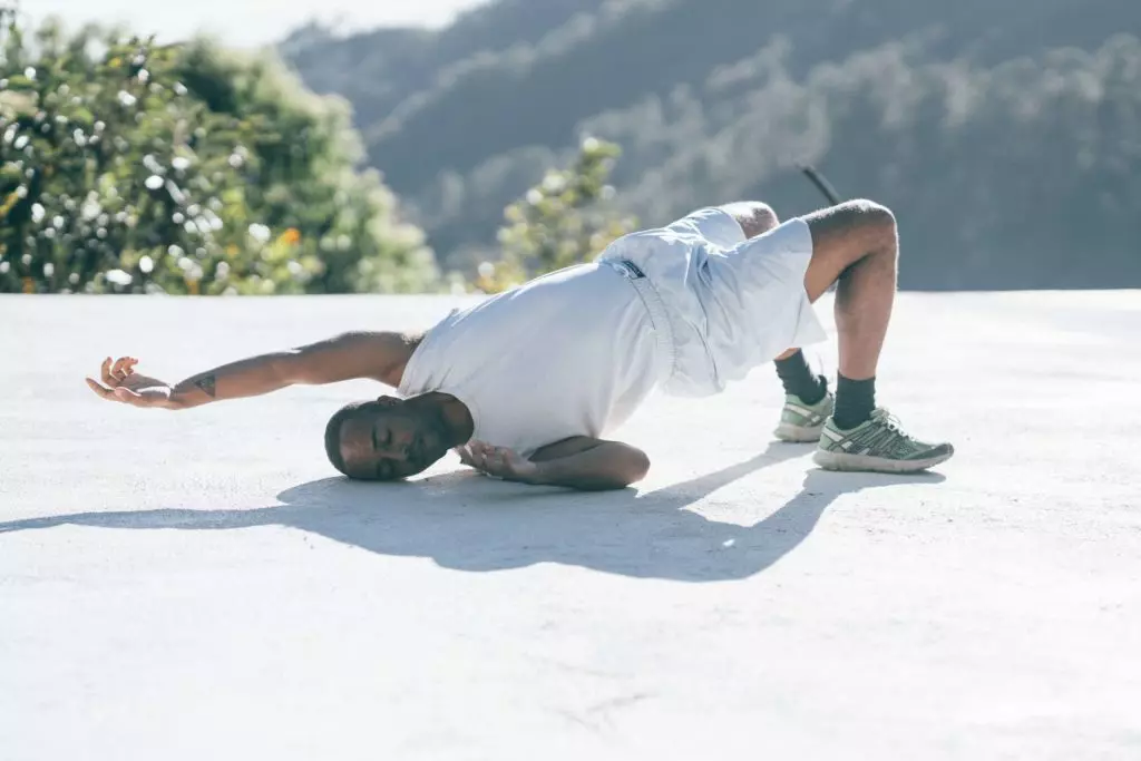 Paul Make, Tam Yetişkin Dansçıyı Arıyor *içimin derinliklerinde* (2016-2018). Verim. Sandino Scheidegger'in fotoğrafı.