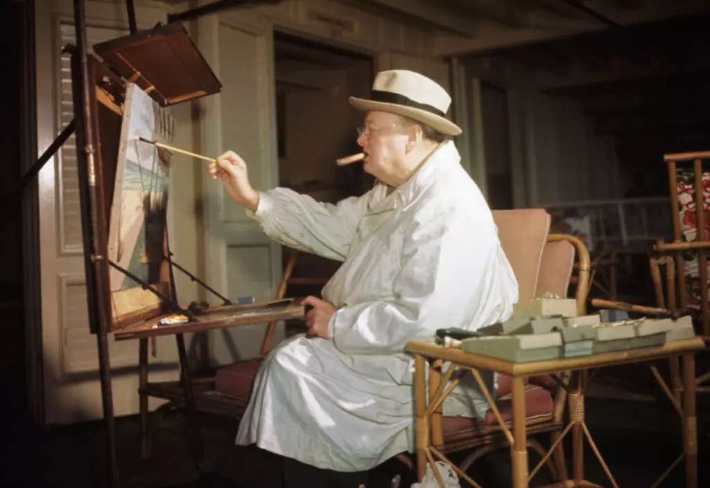 Lukisan Winston Churchill di Miami Beach, Florida, pada tahun 1946. Getty Images.