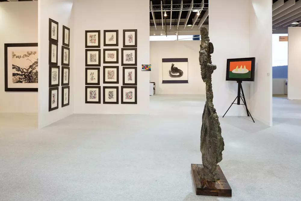 Alla ricerca di altri standout di Armory Show? Ecco 5 stand che devi visitare 37432_4