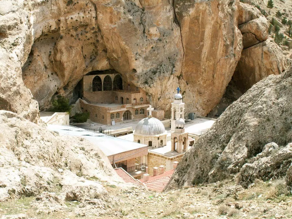 Царква Мар Такла, Маалула, Сірыя (2007). Фота: Sergeious, праз Panoramio.