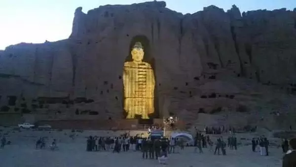 Bo-Buddha ba Bamiyan ba Tsosoa e le Li-Holograms