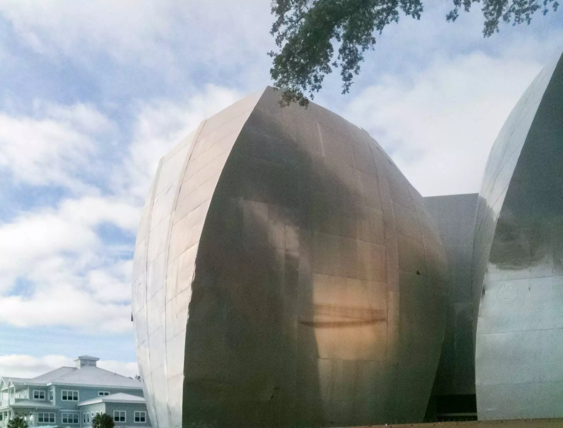 O primeiro dos "Pods" de Frank Gehry que se inaugura no Museo de Arte Ohr-O'Keefe