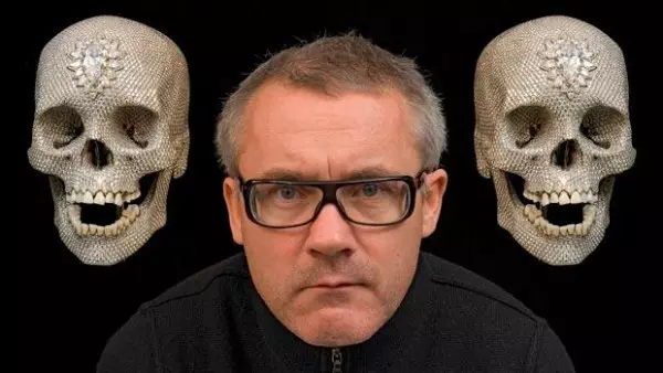 Damien Hirst o ikoahlaea bakeng sa ho senyeha ha lefatše la bonono