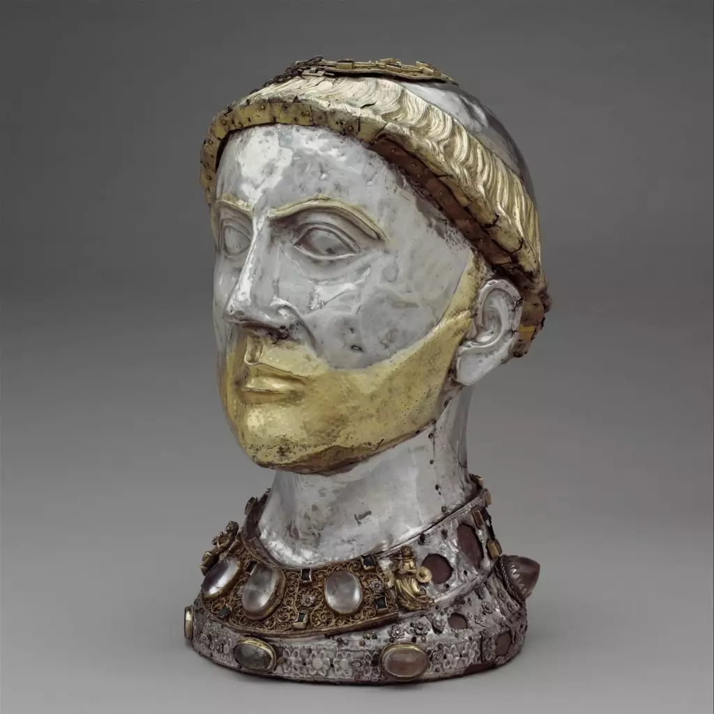 Tiny French Town Demands the Restitution of a Religious Reliquary From the Met 38281_1