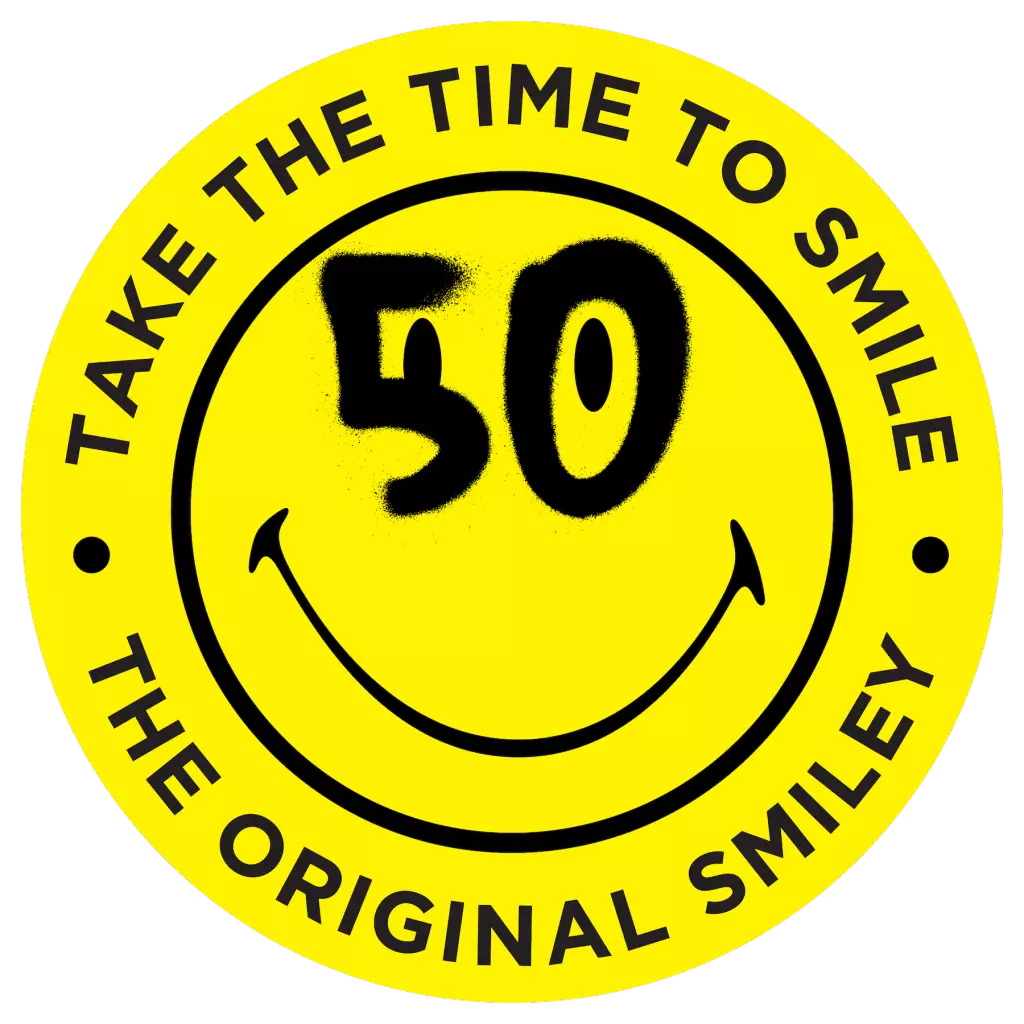 Insígnia del 50è aniversari del logotip. Cortesia de Smiley.