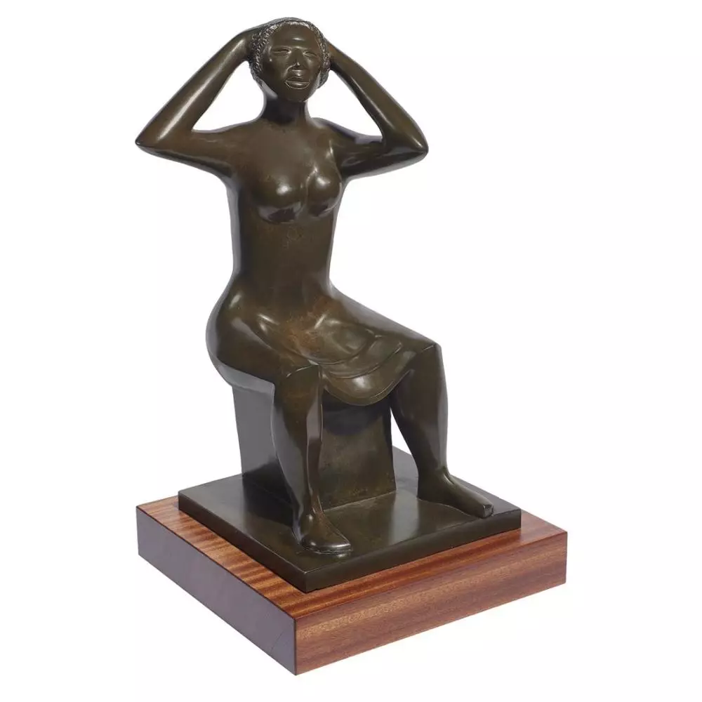 Elizabeth Catlett'in Saçını Düzelten Kadın filmi, Clars Auction Gallery'nin 23 Mayıs online satışında satışa sunulacak.