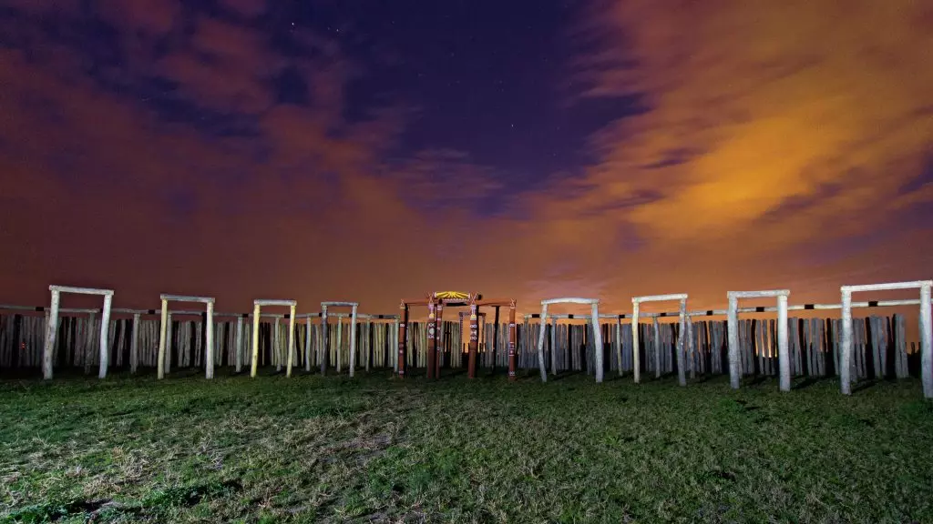 Ringheiligtum Pömmelte, Jamus Stonehenge. Hoto daga Diwan, Creative Commons Attribution-ShareAlike 4.0 International (CC BY-SA 4.0) lasisi.