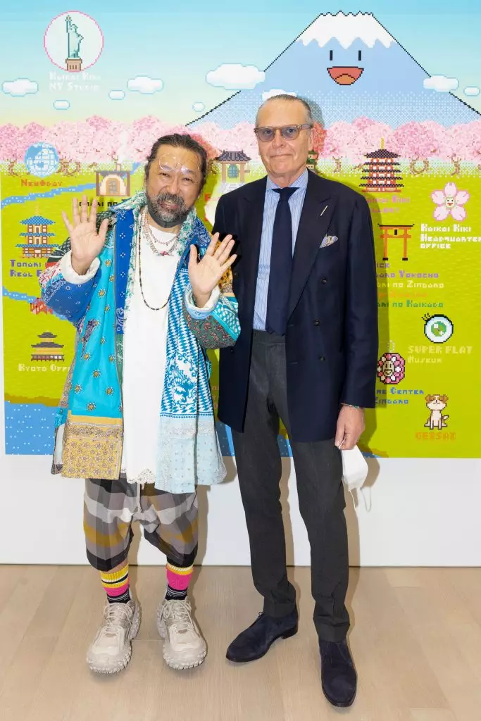 Takashi Murakami oo leh Gagosian COO Andrew Fabricant furitaanka