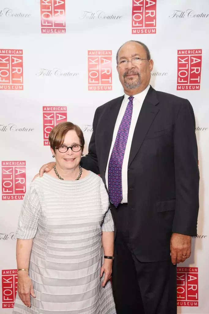 Laura Parsons, Richard Parsons paAmerican Folk Art Museum Gala muna 2013. Mufananidzo ©Patrick McMullan.