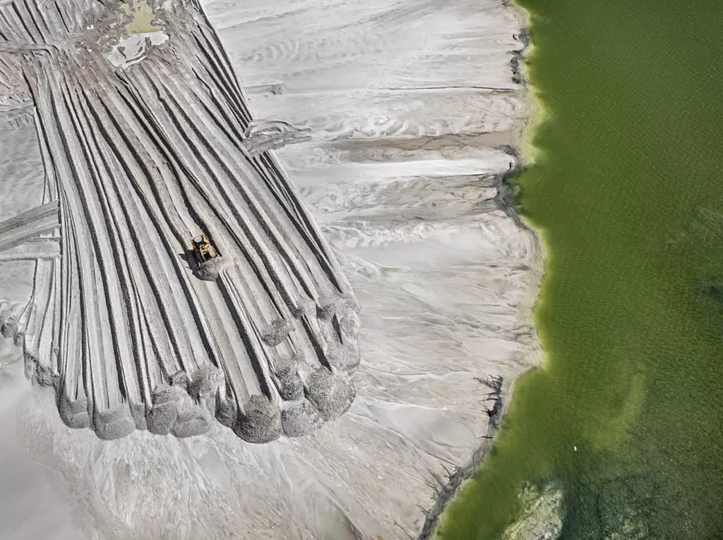 Med en række nye projekter sigter fotograf Edward Burtynsky efter at fange, hvordan mennesker har ændret jordens landskab 57853_7