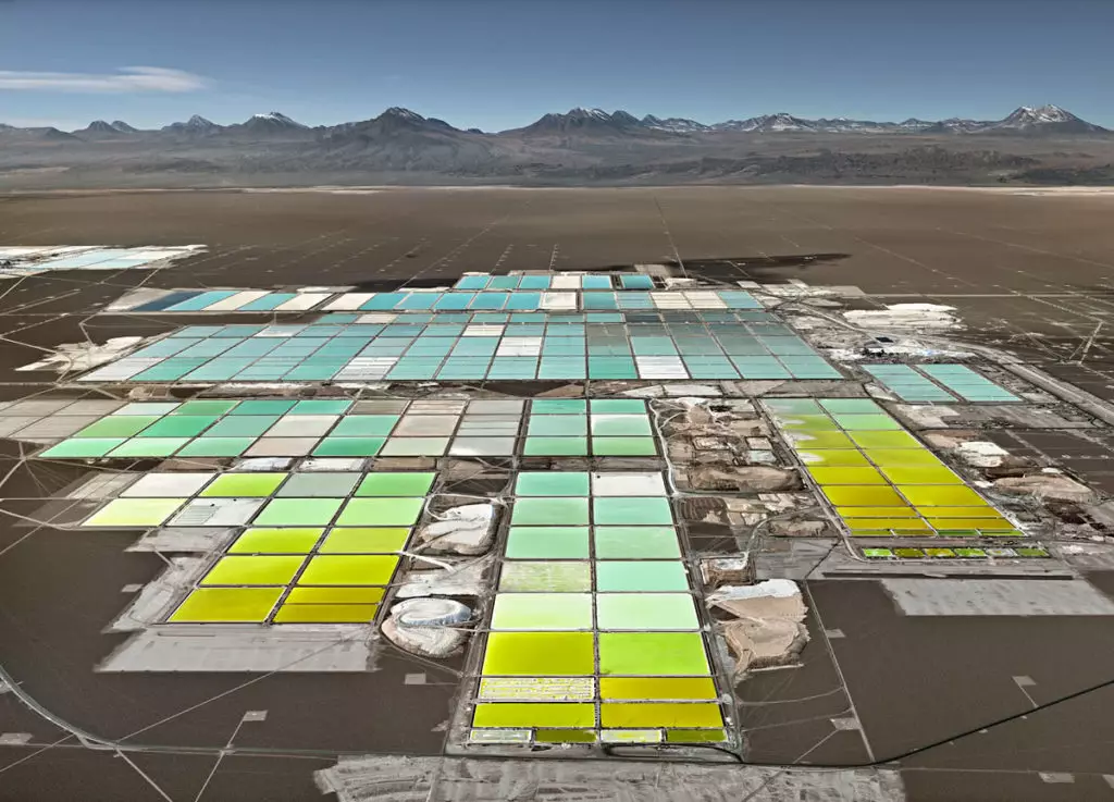 Kun Serio de Novaj Projektoj, Fotisto Edward Burtynsky Celas Kapti Kiel Homoj Ŝanĝis la Pejzaĝon de la Tero 57853_8