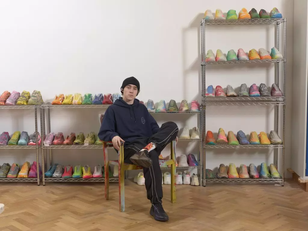 Damien Hirsts son Cassius samarbetade med Prada i en helt ny samling spraymålade sneakers