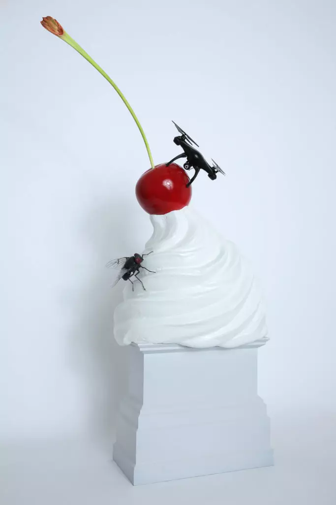 Heather Phillipson, MAPETO. Malingaliro a Maquette a Fourth Plinth, Trafalgar Square, 2016. Chithunzi cha James O. Jenkins. Chithunzi mwachilolezo cha wojambula.