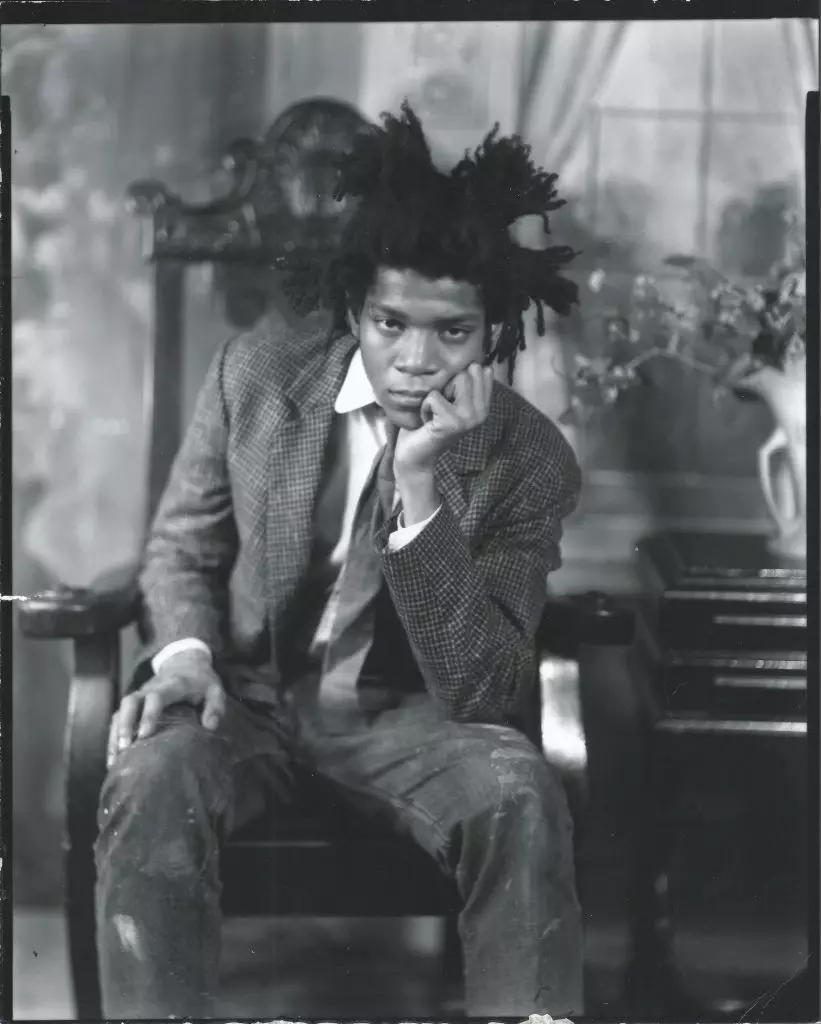 James Van der Zee, Jean-Michel Basquiat (1982). Fọto ©James Van der Zee Archive, Metropolitan Museum of Art, New York.