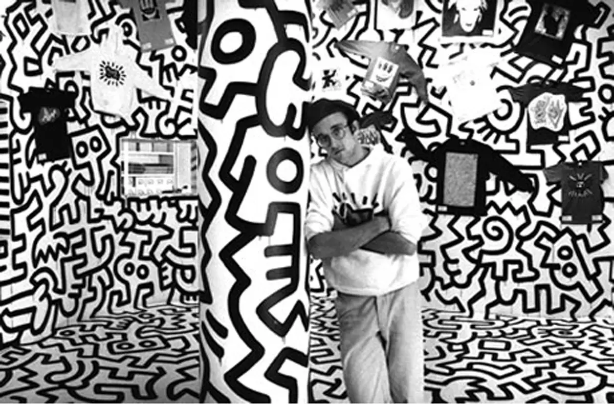 Keith Haring yn y Siop Bop. Llun: Charles Dolfi-Michels.