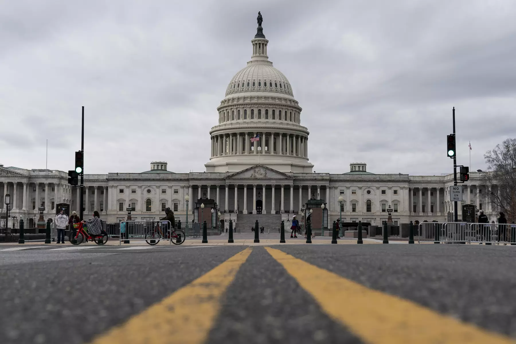 Duban Zurfafa Duban Yadda Masu Ba da Shawarwari don Ma'aikatar Fasaha ta Daban da Sauran Ƙungiyoyin Sha'awa a Washington (da Sauran Haskoki)