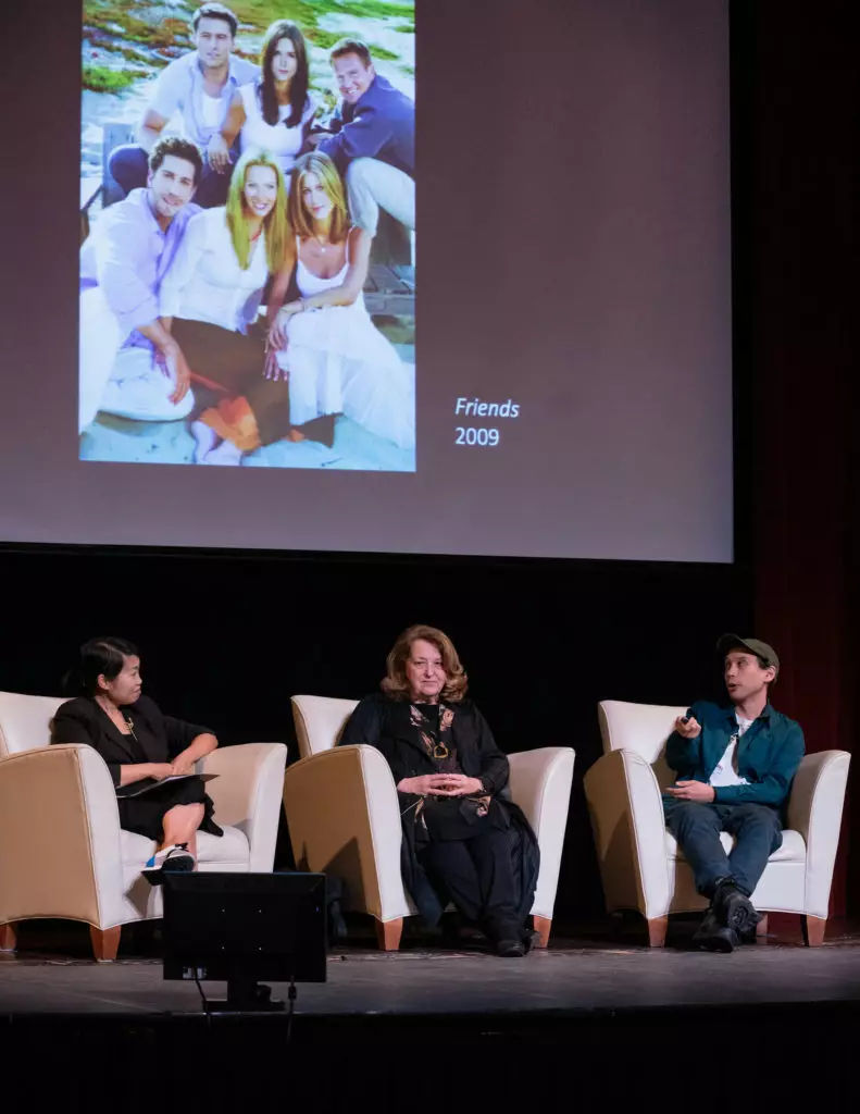 Michelle Kuo sareng Lynn Hershman Leeson sareng Josh Kline. Poto: Jacob Drabik.