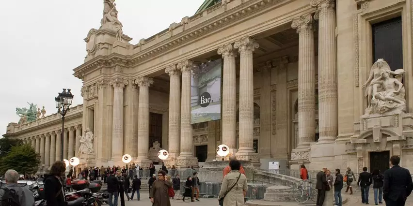 D'Stéierung vu sengen Westküst Operatiounen wäert net beaflossen Paris Photo an d'FIAC Foires an der franséischer Haaptstad. Foto: grandpalais.fr