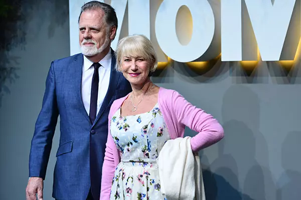 Taylor Hackford sareng Helen Mirren dina Partéi MoMA 2016 dina Manfaat Taman. Kahadean tina fotografer Jared Siskin, © Patrick McMullan.