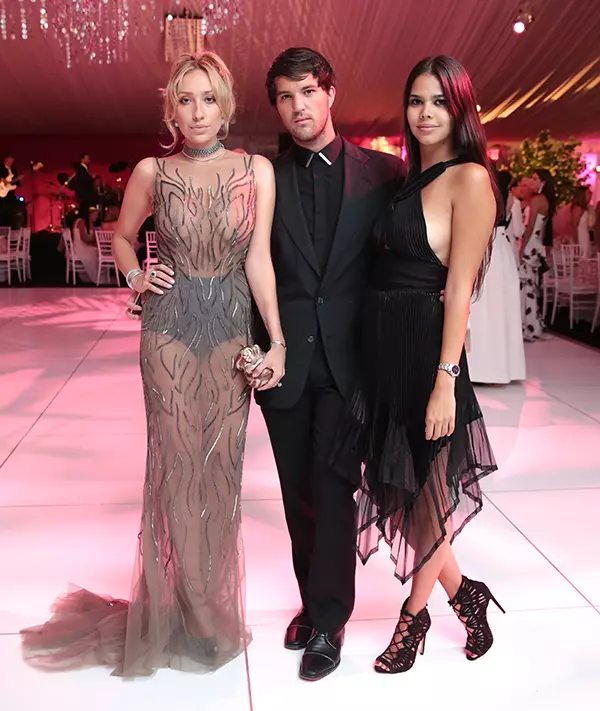 Gaia Matisse, Andrew Warren, sareng Reya Benite di New York Botanical Garden Conservatory Ball. Kahadean tina BFA.