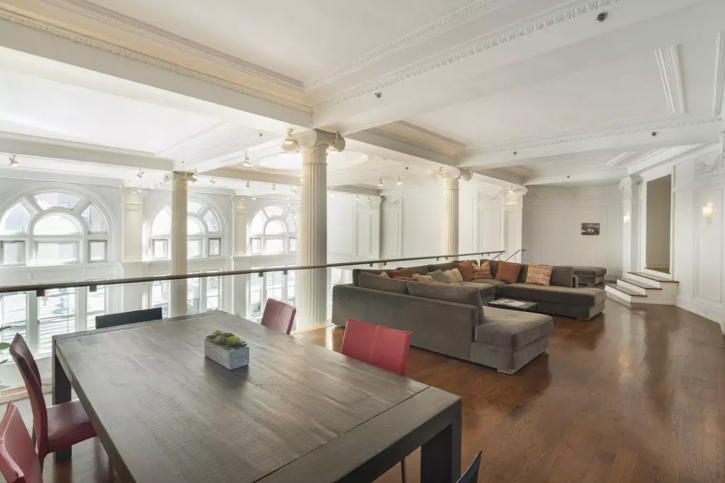 Questo Loft Tribeca da 7,9 milioni di dollari viene fornito con il suo murale di Keith Haring, dipinto mentre era uno studente alla SVA 9239_4