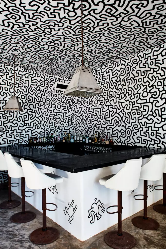 Keith Haring-themed bar. Chithunzi mwachilolezo cha Design Hotels.